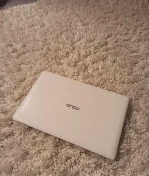 Ноутбук asus X200CA