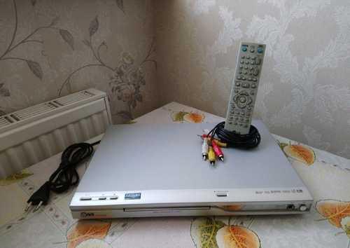 DVD плеер LG dke-575