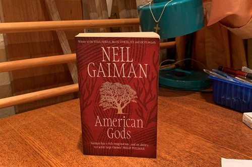 Книга «American Gods» Н. Геймана