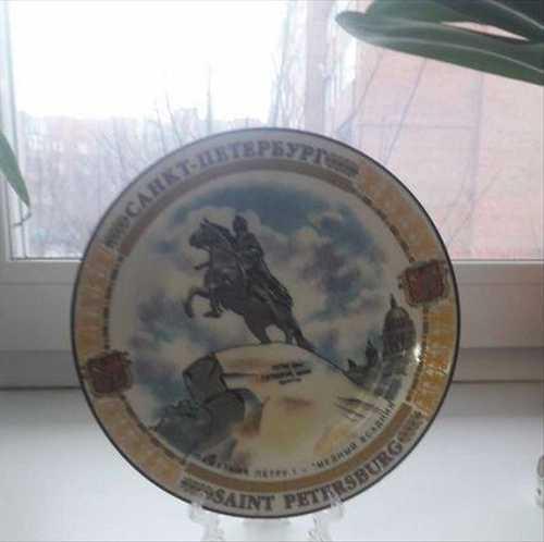 Сувенирная тарелка Санкт- Петербург