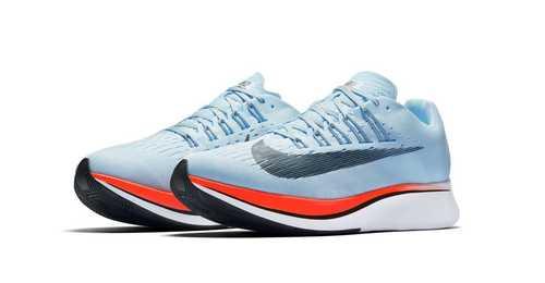 Кроссовок Nike Zoom Fly