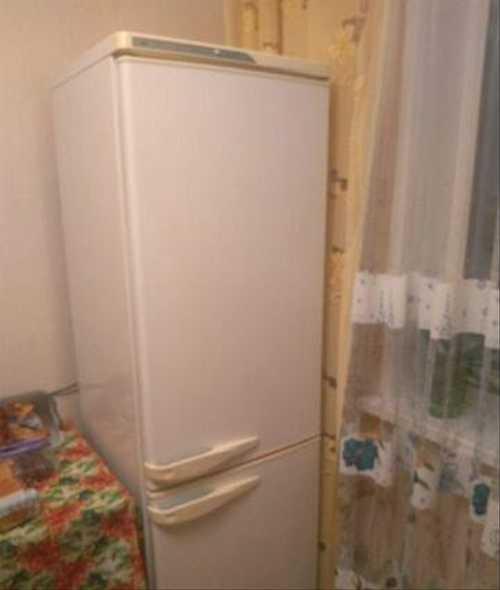 Холодильник бу stinol RF345A