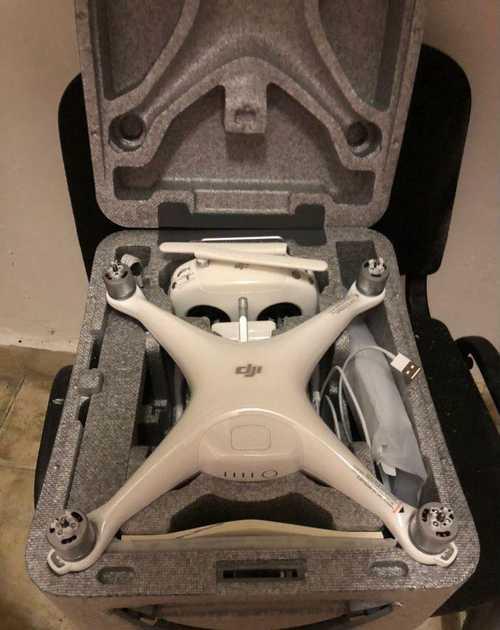 Квадрокоптер dji phantom 4