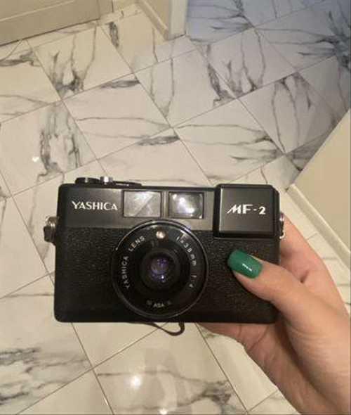 Yashica mf-2