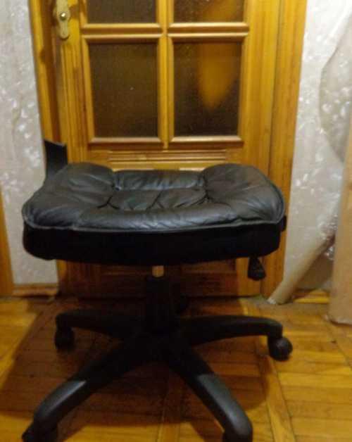 Кож. кресло (на ремонт или запчасти)