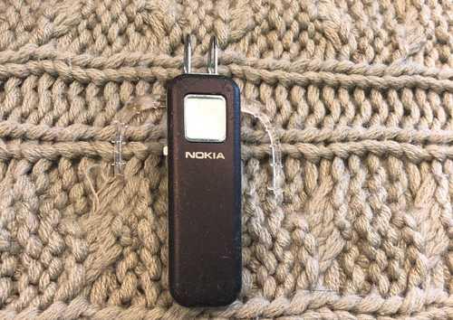 Гарнитура Nokia BH-301