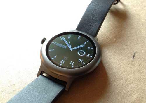 LG Watch Style Titan