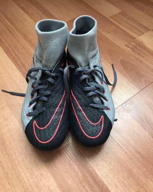 Бутсы Hypervenom