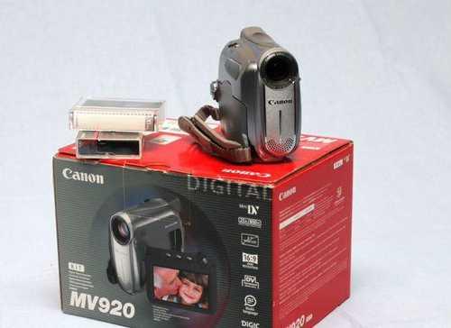 Видеокамера "Canon MV920"