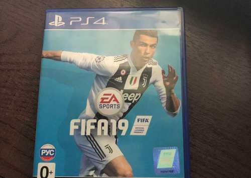 Fifa19. Игра для консоли PlayStation 4 на диске фо