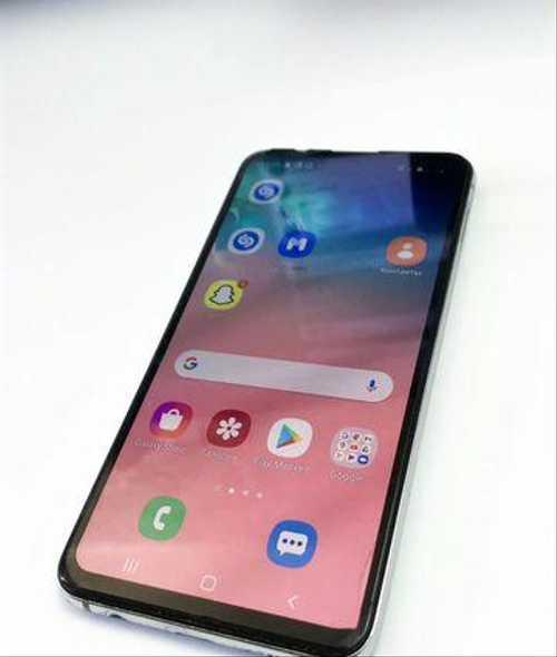 Samsung Galaxy S10e live demo unit