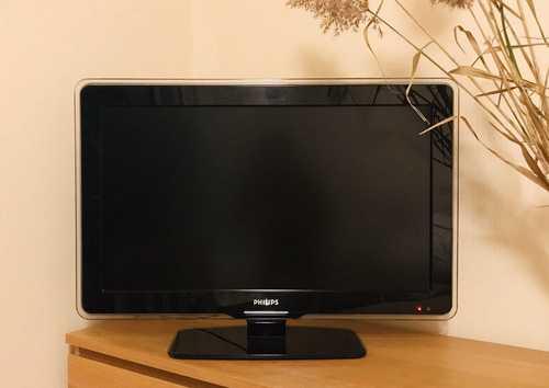 Телевизор Philips 32PFL7403 S/60. Состояние отличн