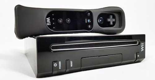 Nintendo wii + фитнес комплект