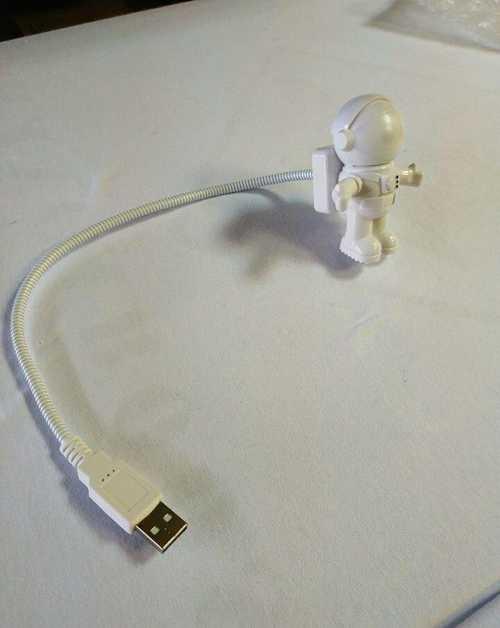 Usb светильник космонавт