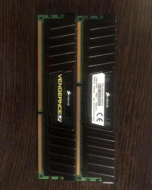 Оперативная память 2х2Gb Corsair DDR3 1600Mhz