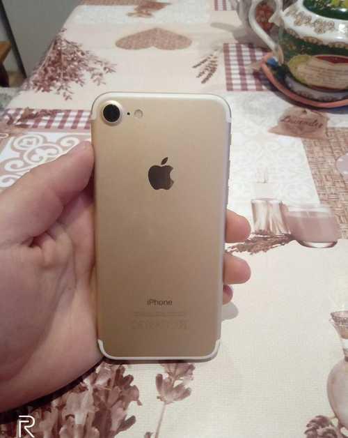Телефон iPhone7(32)