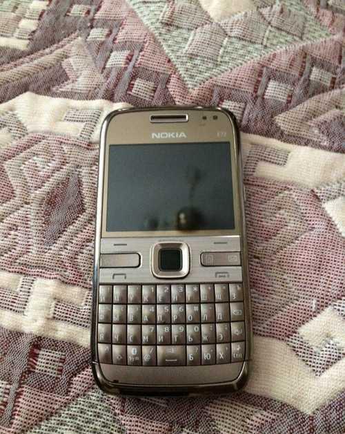 Nokia E72 Gold