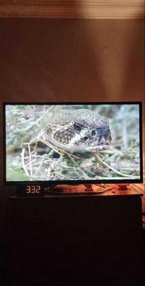 Телевизор smart tv с вайфаем LG 47LA644V