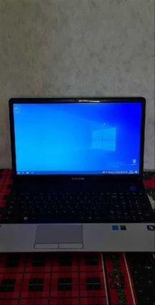 Ноутбук Samsung NP305E5A