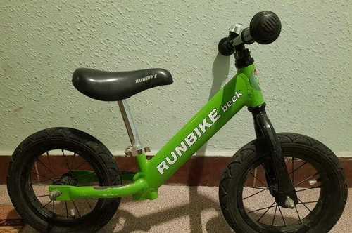 Беговел Runbike beck детский бу