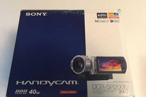 Sony DCR-SR200Е
