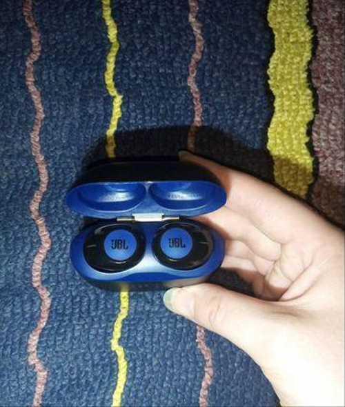 Беспроводные наушники jbl новые
