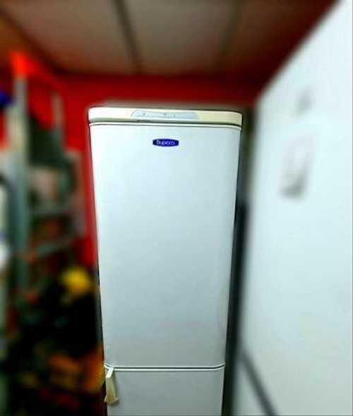 Холодильник Бирюса-132/180см (кр 8230)