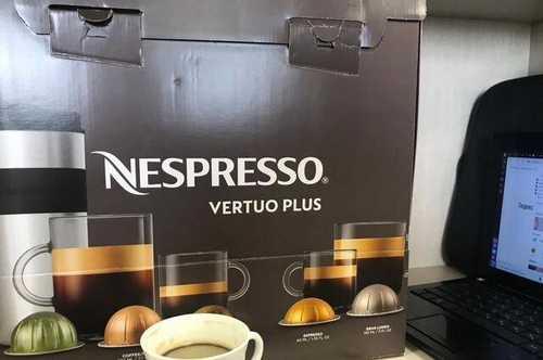 Кофемашина Nespresso vertuo plus новая