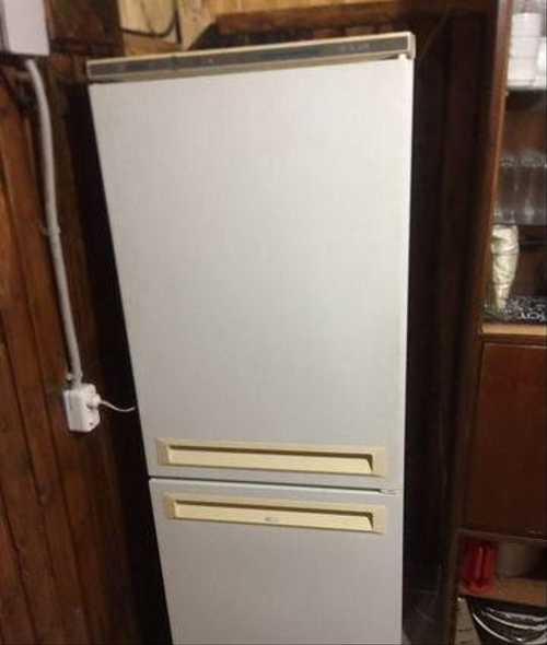 Золодильник stinol 101 бу на детали