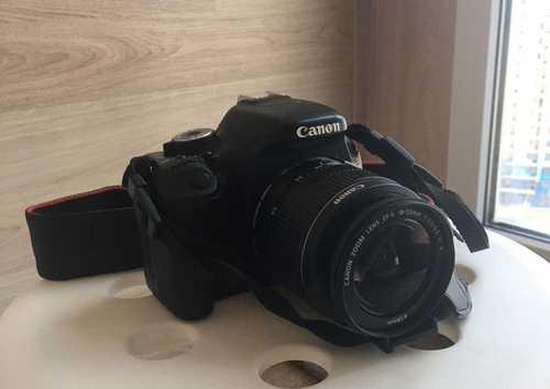 Зеркальный фотоаппарат Canon EOS600D