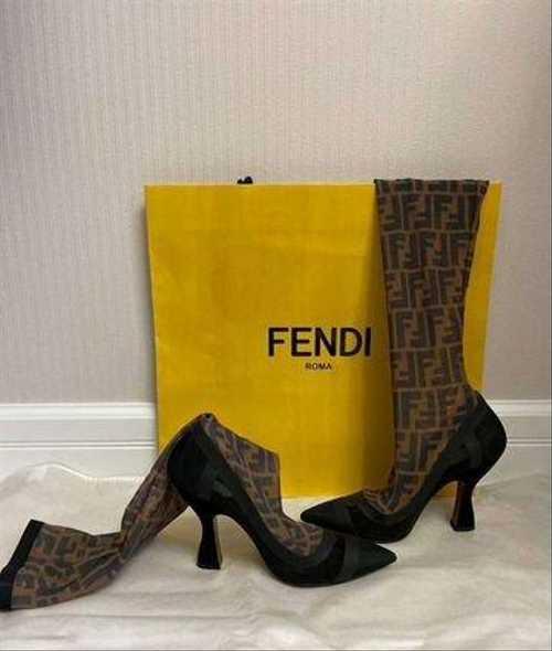 Сапоги Fendi