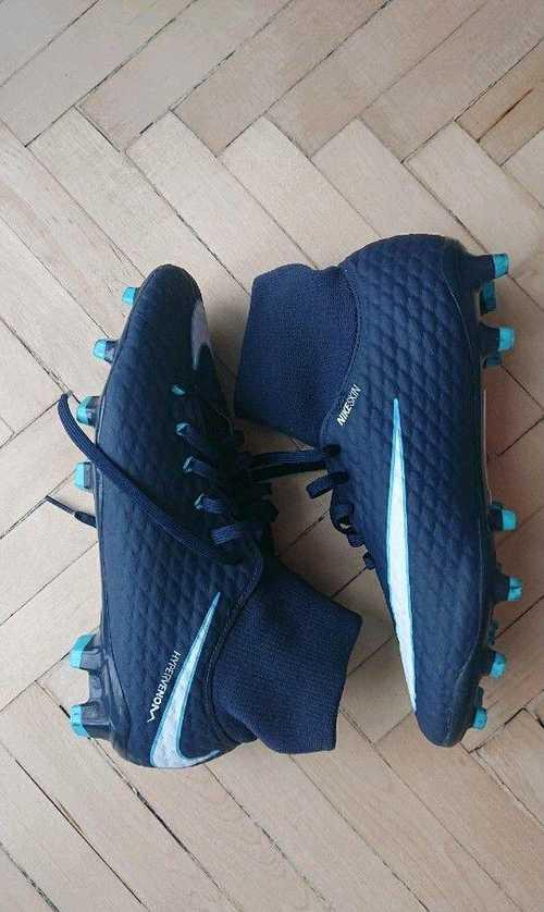 Бутсы Hypervenom Phelon 3