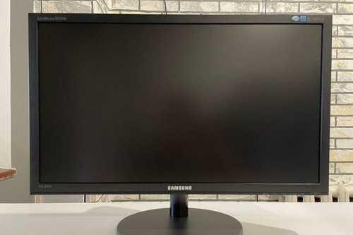 Samsung SyncMaster BX2440 (24"/16:9/TN/FullHD/DVI)