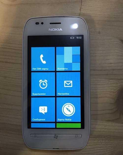 Телефон Nokia lumia 710