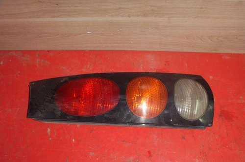 Фонарь задний правый 8155046020 Toyota Raum EXZ10