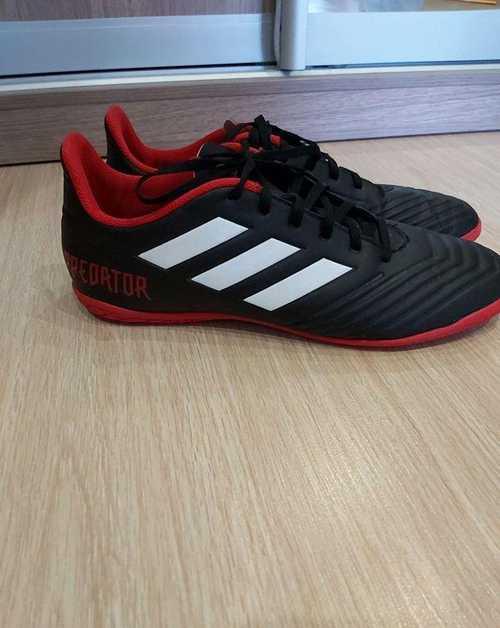 Футзалки Adidas Predator 43-44 рр
