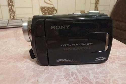 Продам видеокамеру Sony Сони