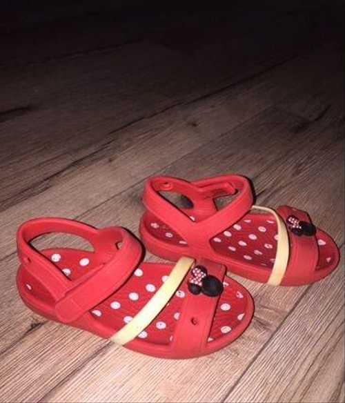 Crocs сандалии детские