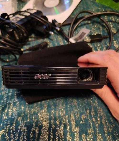 Acer C120 LED projector проектор