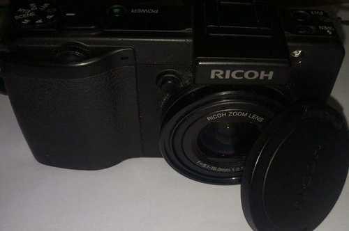 Фотоаппарат Ricoh gx200