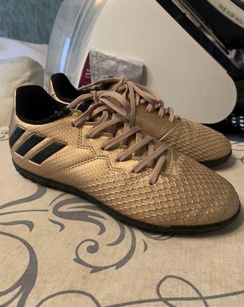Кроссовки adidas 32 размер фудзалки, бутсы