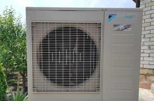 Кондиционер Daikin бу на 60 кв.м