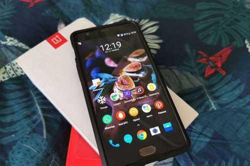 Телефон OnePlus 3