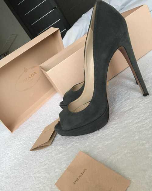 Туфли Prada