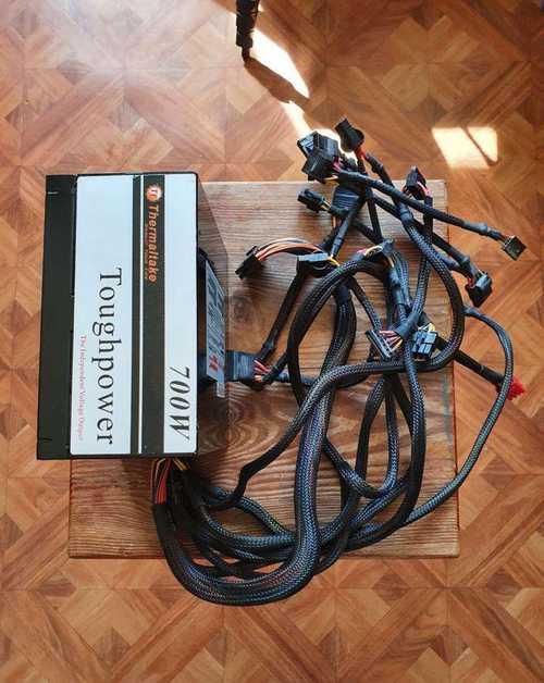 Thermaltake toughpower 700w