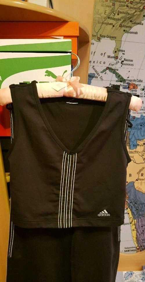 Спортивный костюм adidas