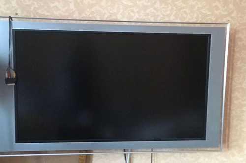 Огромный телевизор Sony bravia 52” 140/83 см