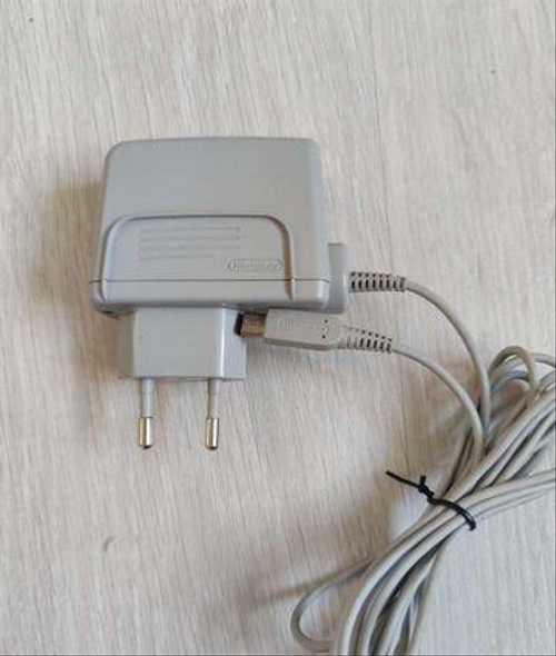 Зарядное устройство / адаптер для 3DS/3dsll XL