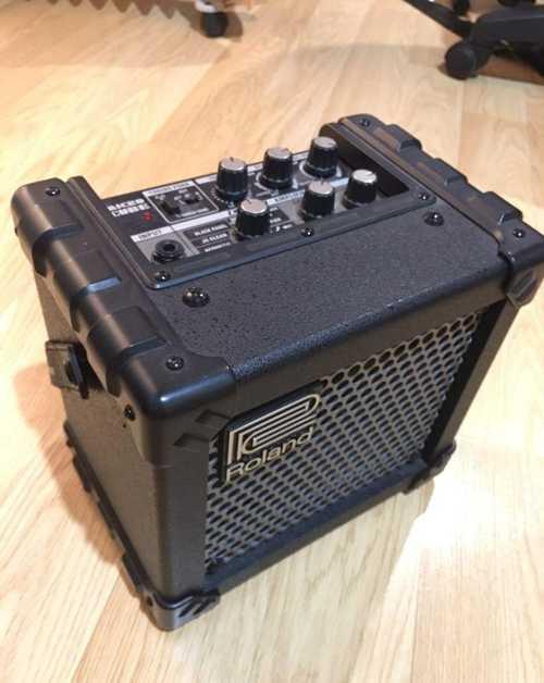 Roland micro cube (усилок, усилитель, комбат, комб