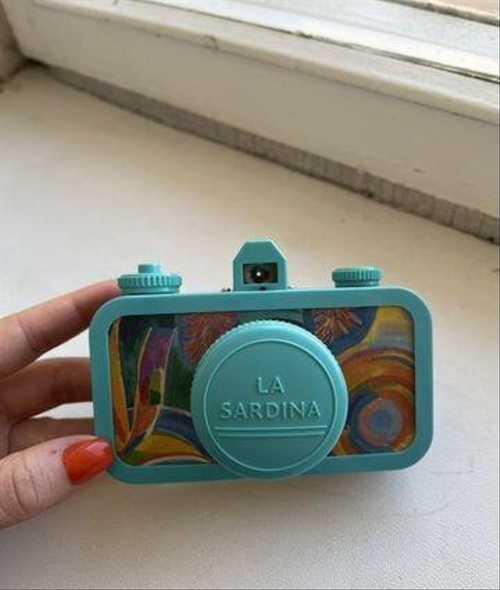 Пленочный фотоаппарат La Sardina